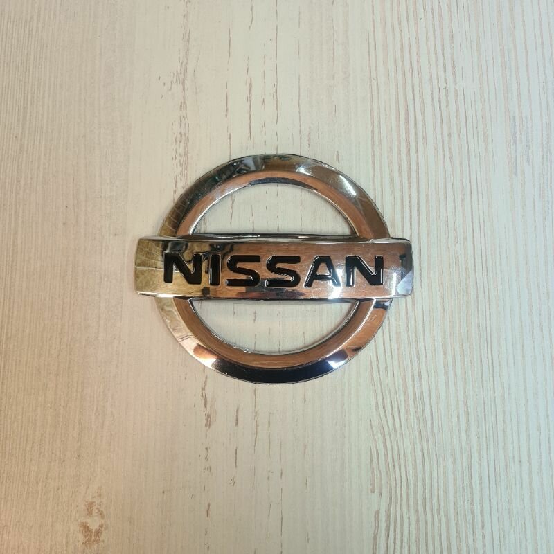 Эмблема NISSAN / Ниссан 12,5х10,4 см