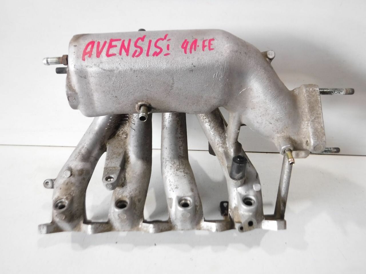 Коллектор впускной Toyota Avensis T220 (1997—2000) 1710102120