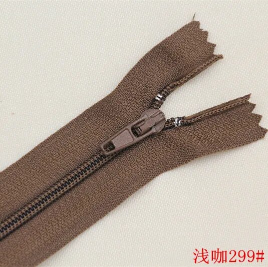 Коричневая молния нейлоновая 15 см, brown number299
