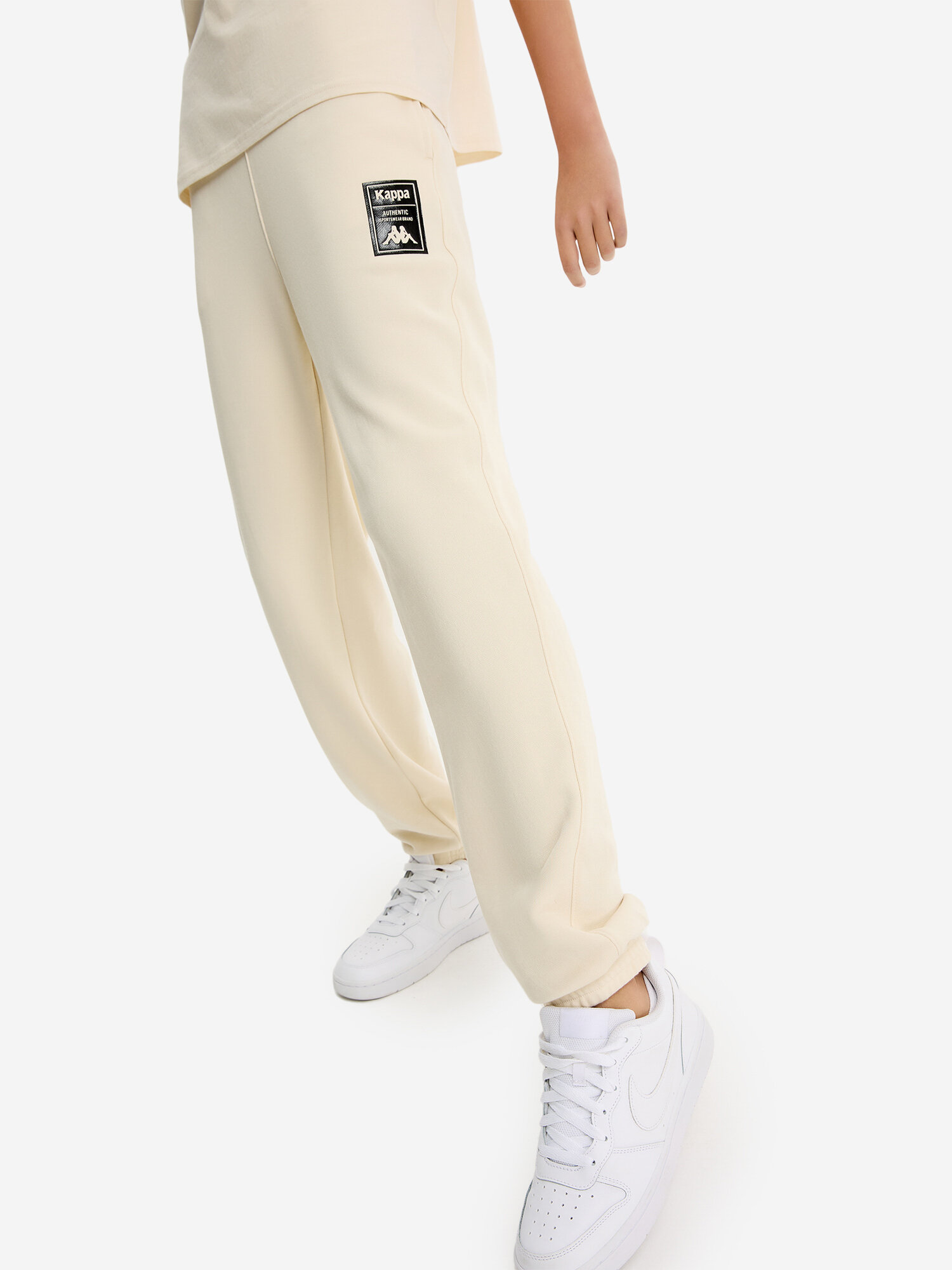 Брюки Kappa Sport Style Girl's Pants, размер 122-128, светло-бежевый — фото 1