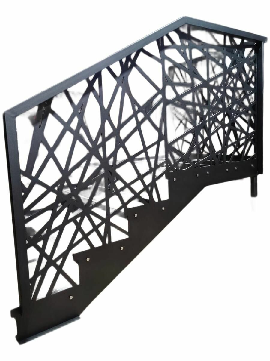 Лестница входная 5 ступеней и площадка, без ДПК, ограждения "лазерная резка"с одной стороны и торца. Разборная. Ширина 1.3 метра.