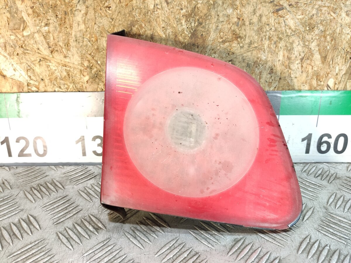 Фонарь задний внутренний левый VOLKSWAGEN Phaeton 2002-2016 3D0945093A