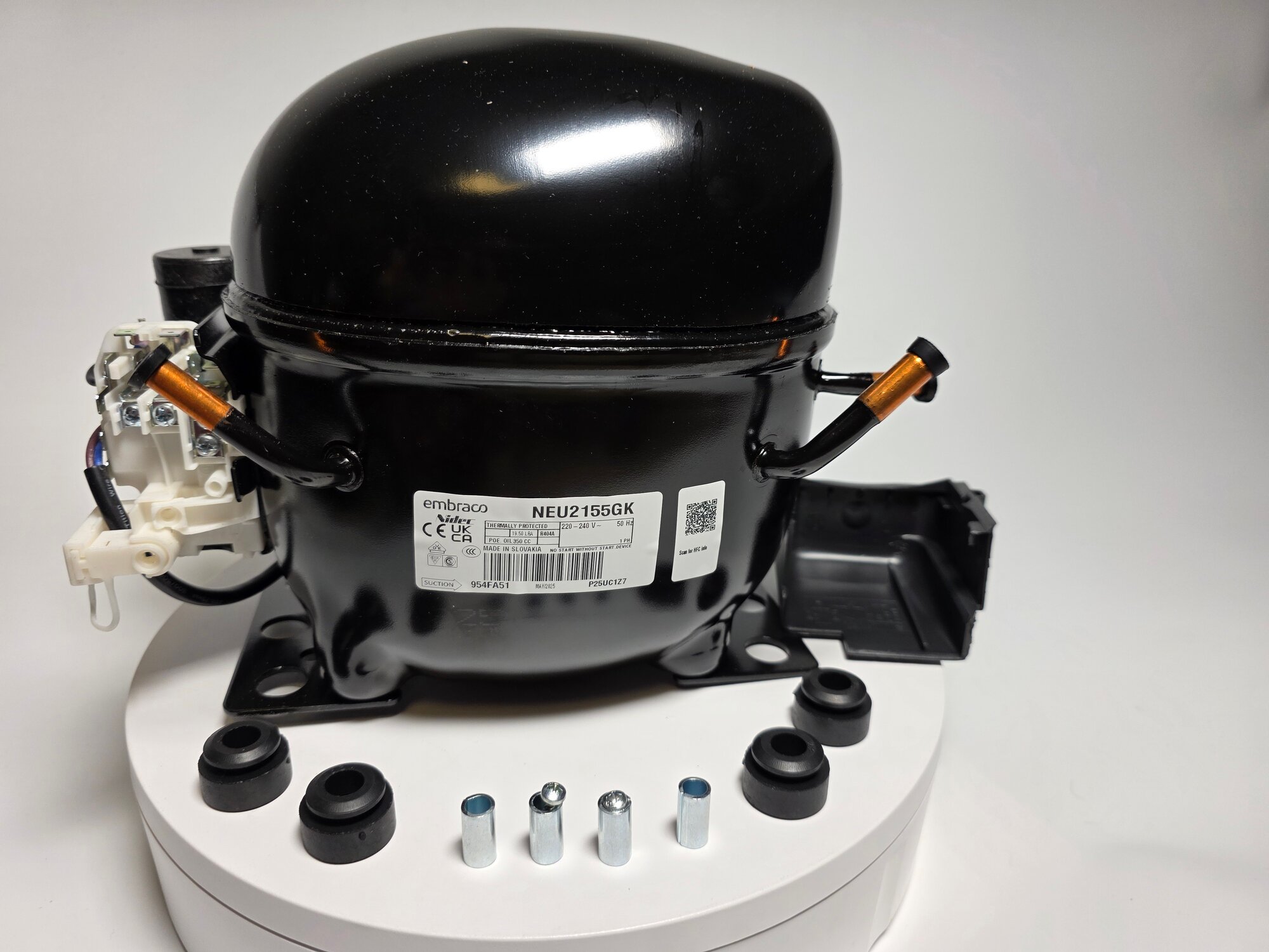 Компрессор NEU 2155 GK R404A Embraco Aspera 655Вт код 959QA51