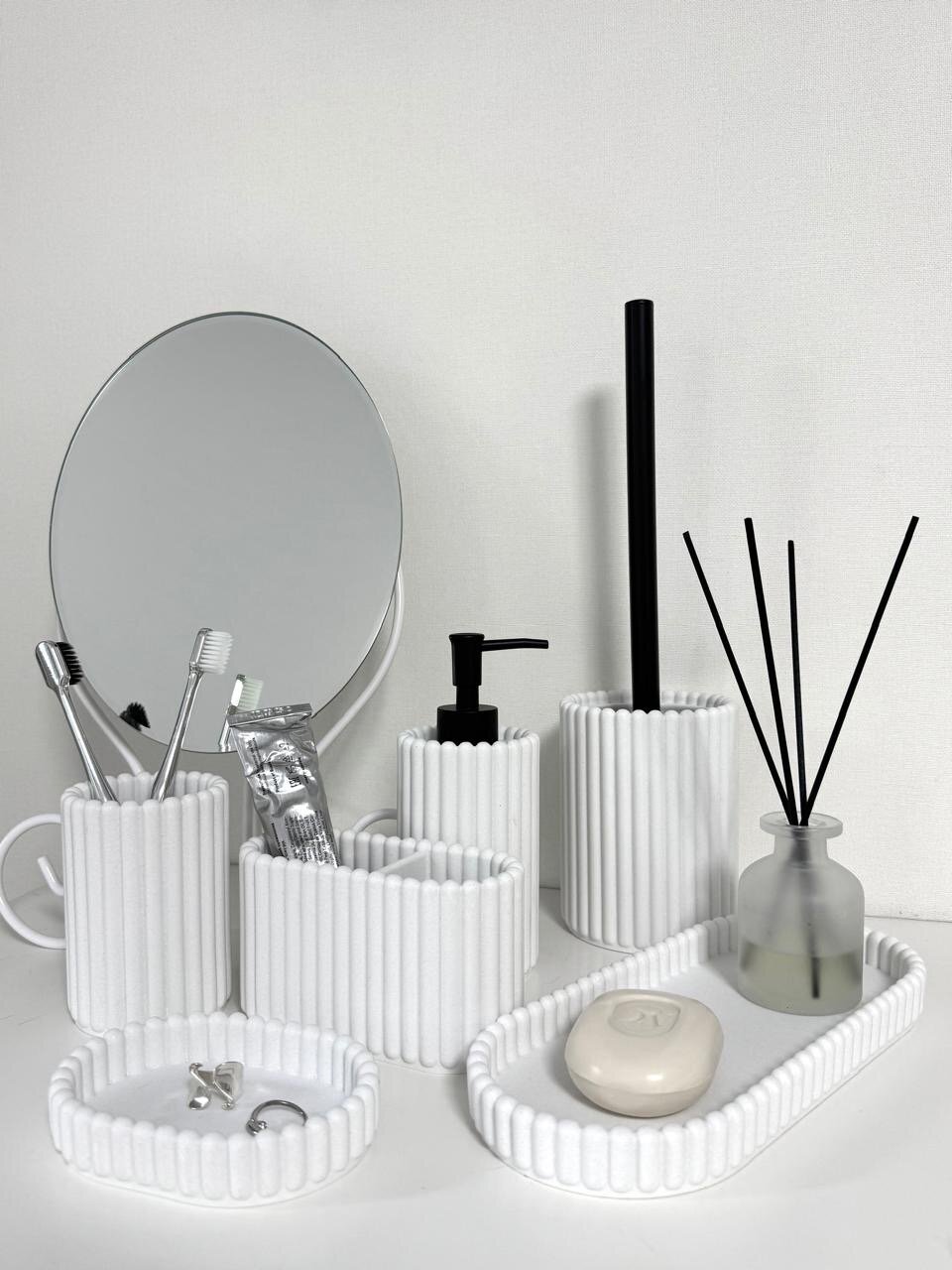 Набор аксессуаров для ванной комнаты, 6 предметов рельефный белый с черным