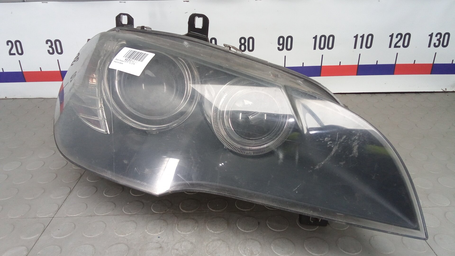 Фара правая BMW X5 E70