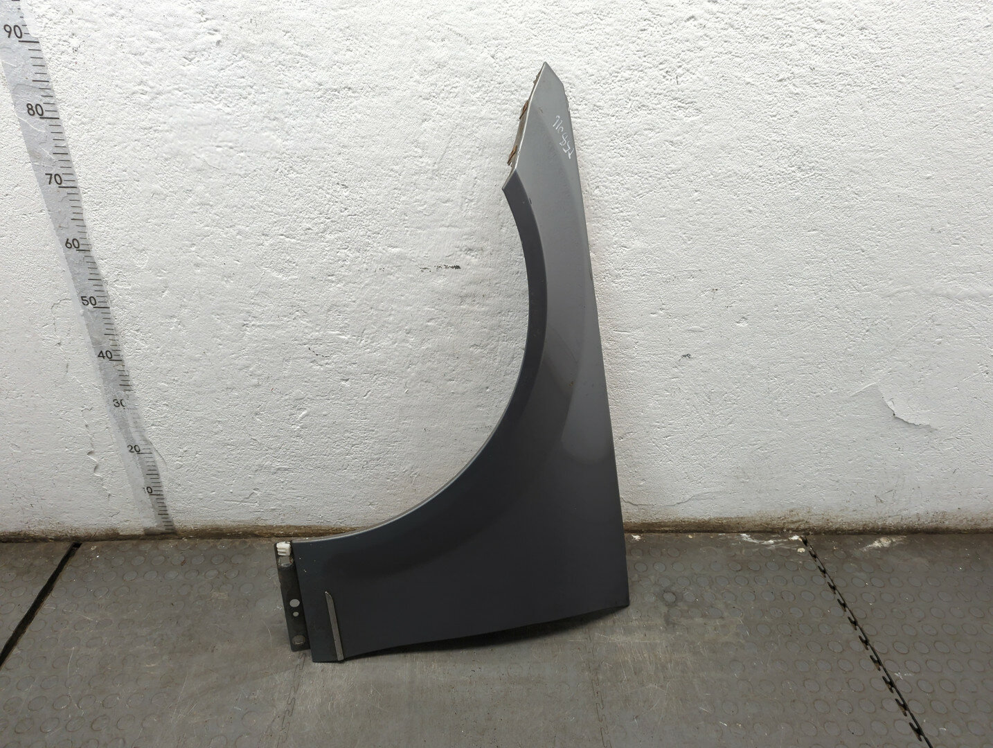 Крыло левое переднее Mercedes C W204 Б/У