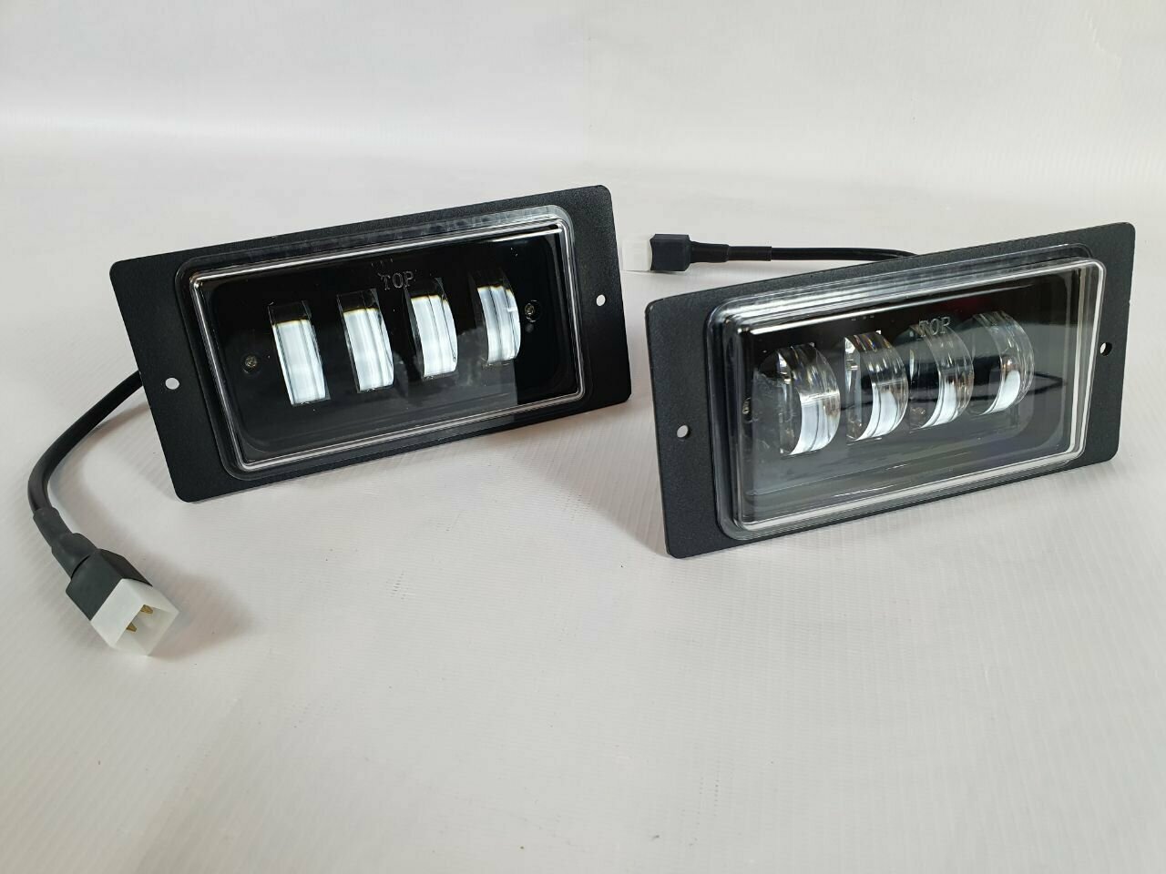 Противотуманные фары светодиодные автомобильные ВАЗ 2110 40Вт