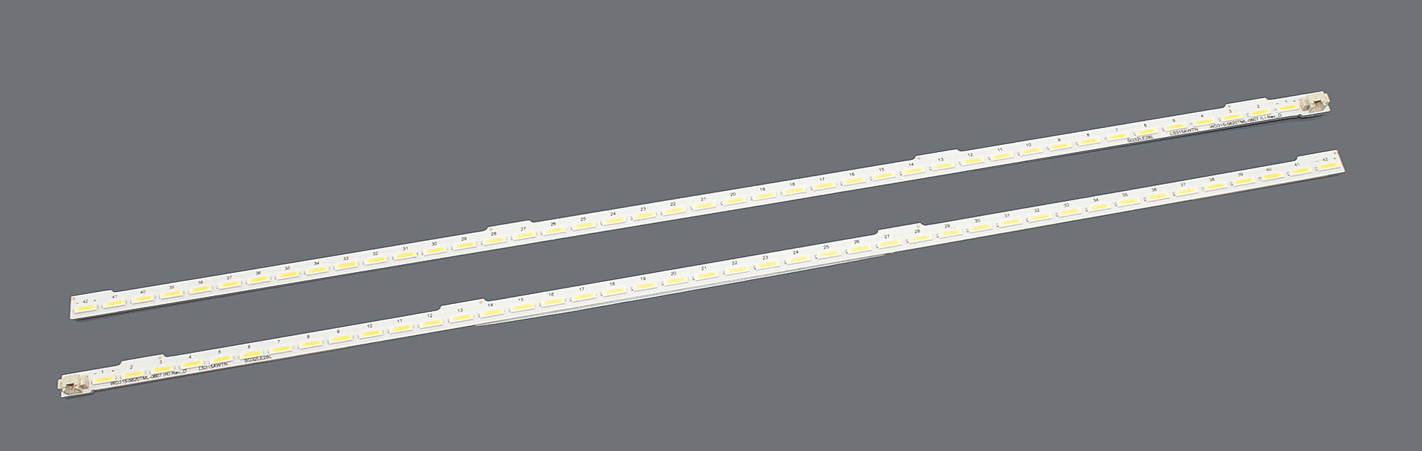 LED подсветка (светодиодная планка) для телевизора TV 32" WD315-5620TML-0607, комплект 2 шт