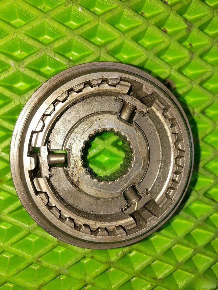 Муфта 5 55200966 фиат альбеа 55200966