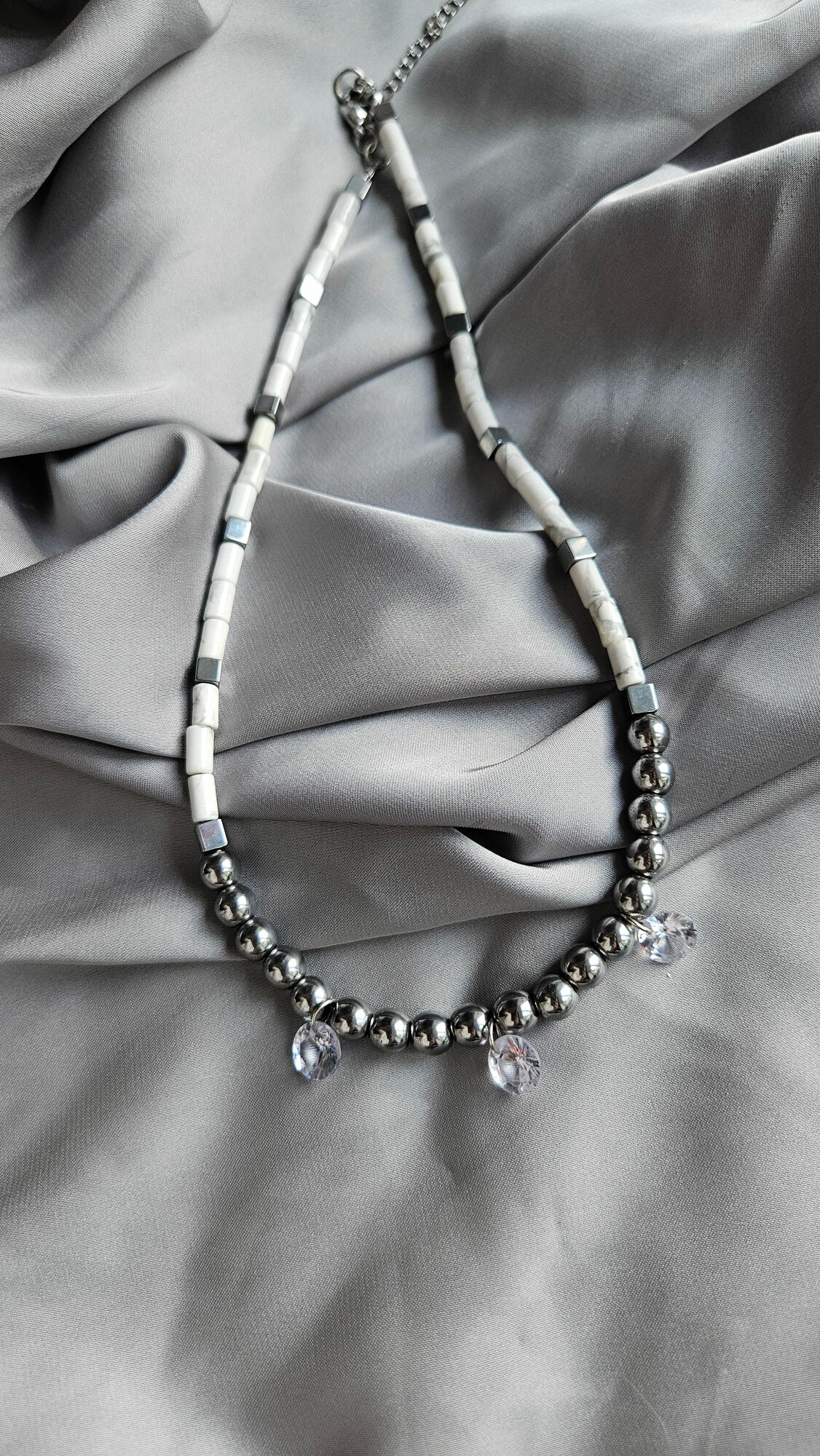 Колье, гематит