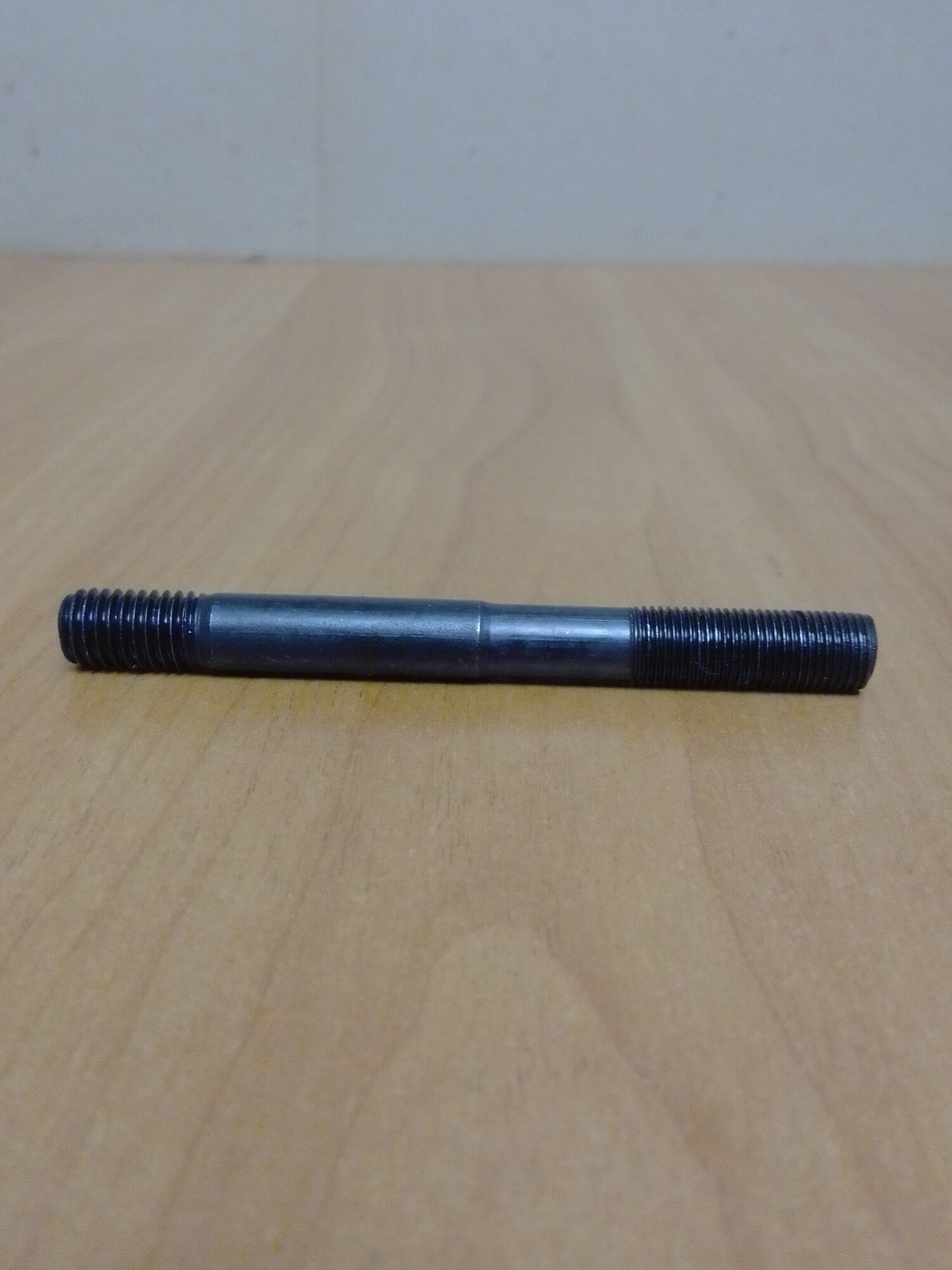 Шпилька М10х1х80 для автомобилей (коллектора др.). 291815-п29 . РЗИ