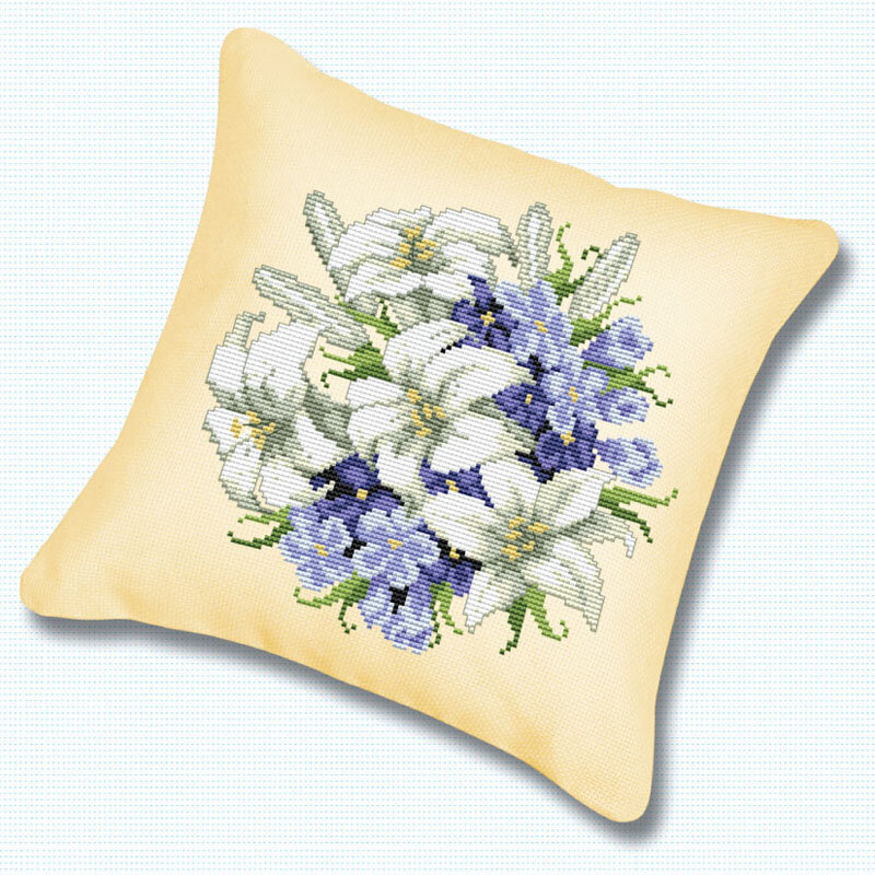 Набор для вышивания крестом Подушка "Лилии" / Наволочка / Чехол для подушки / Канва бежевая