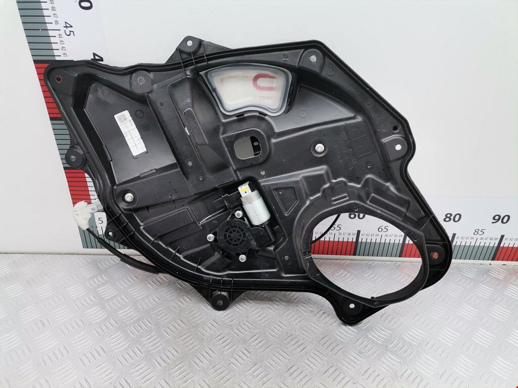 Стеклоподъемник электрический двери задней правой Mazda CX-7 (ER) EG217297X арт. 2028107