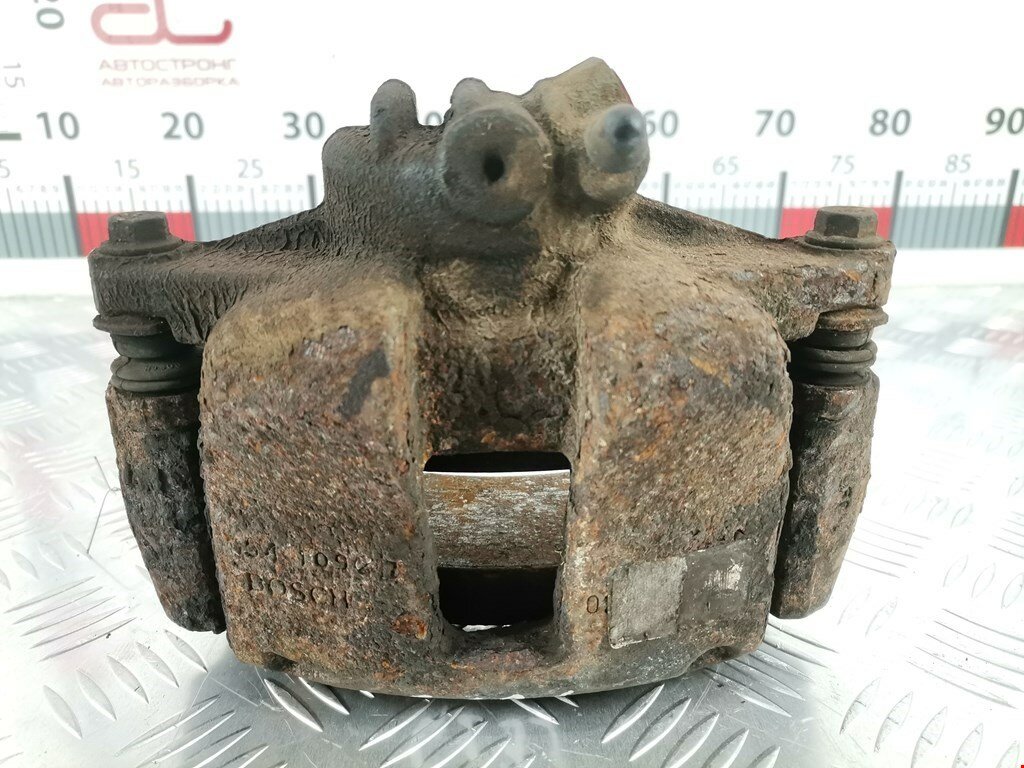 Суппорт передний левый Peugeot 207 1617292080 арт. 1766873