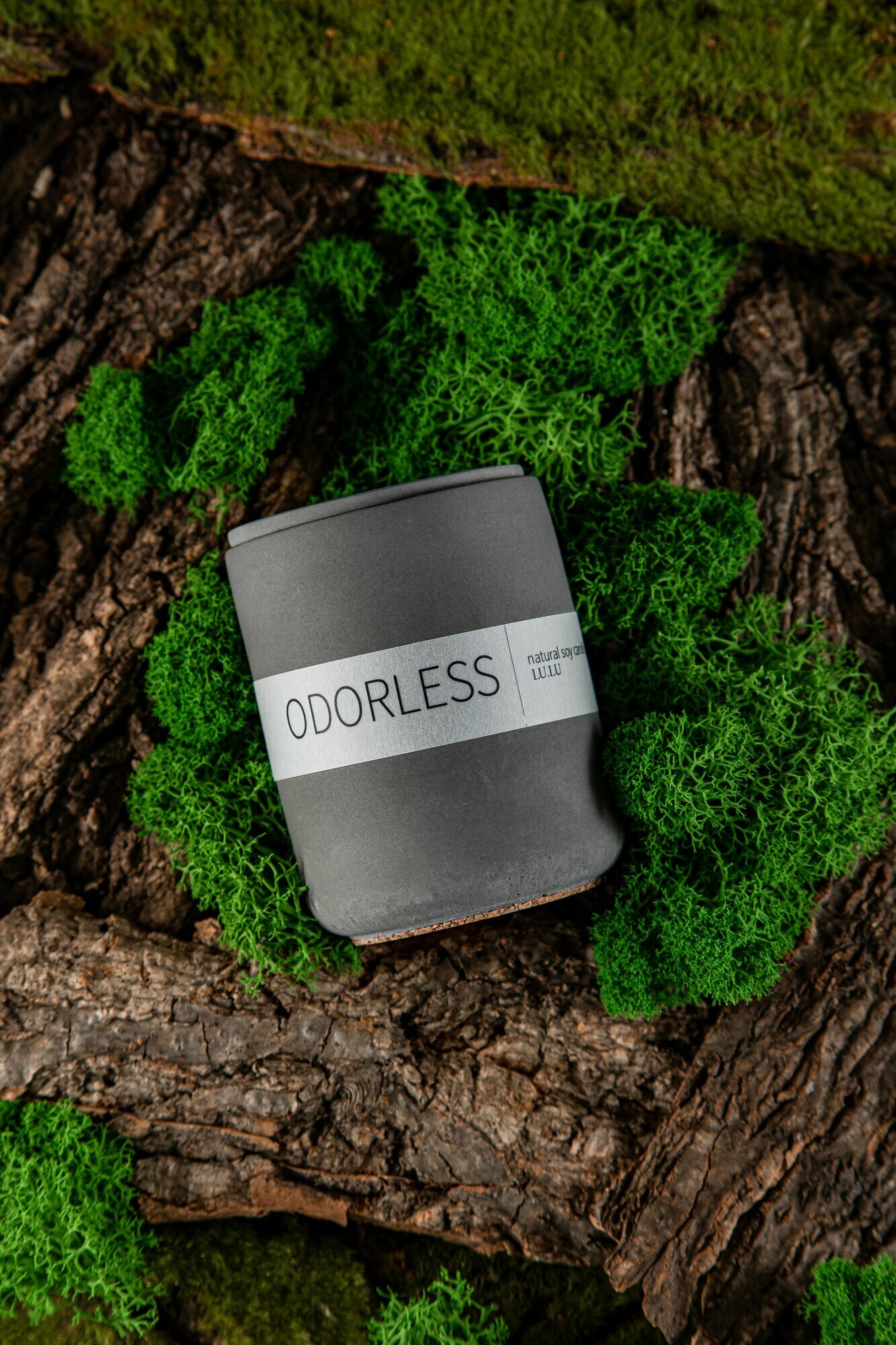 Свеча в гипсе ODORLESS GRAPHITE