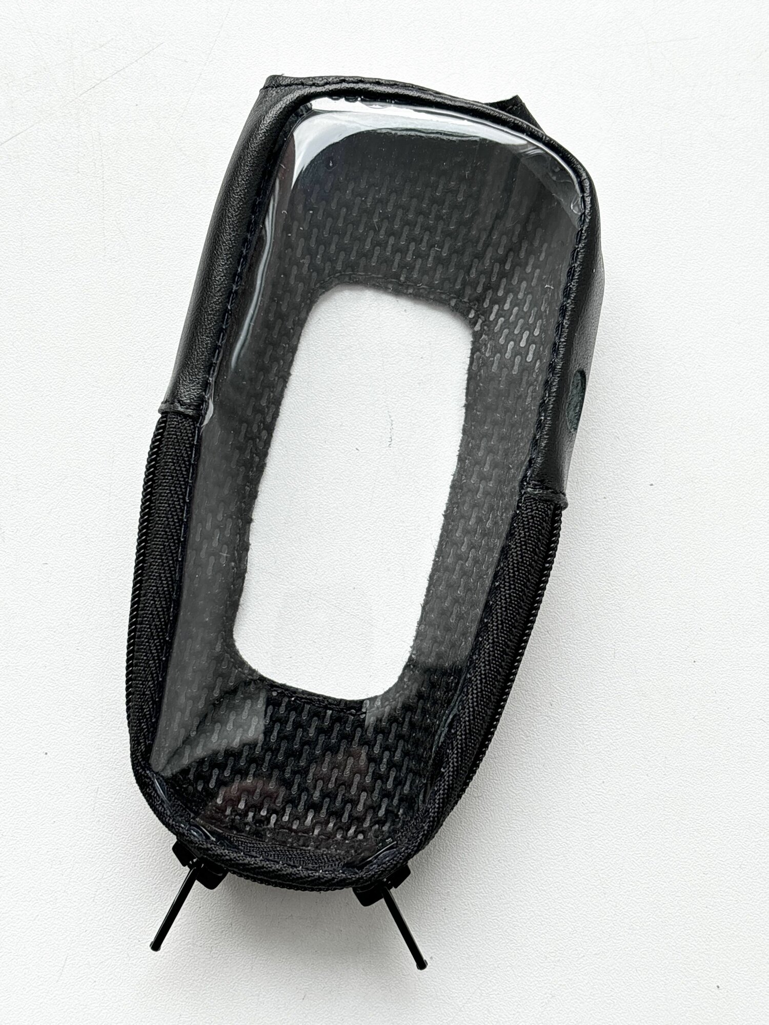 Чехол для навигатора Garmin gpsmap 65 (с вырезом)