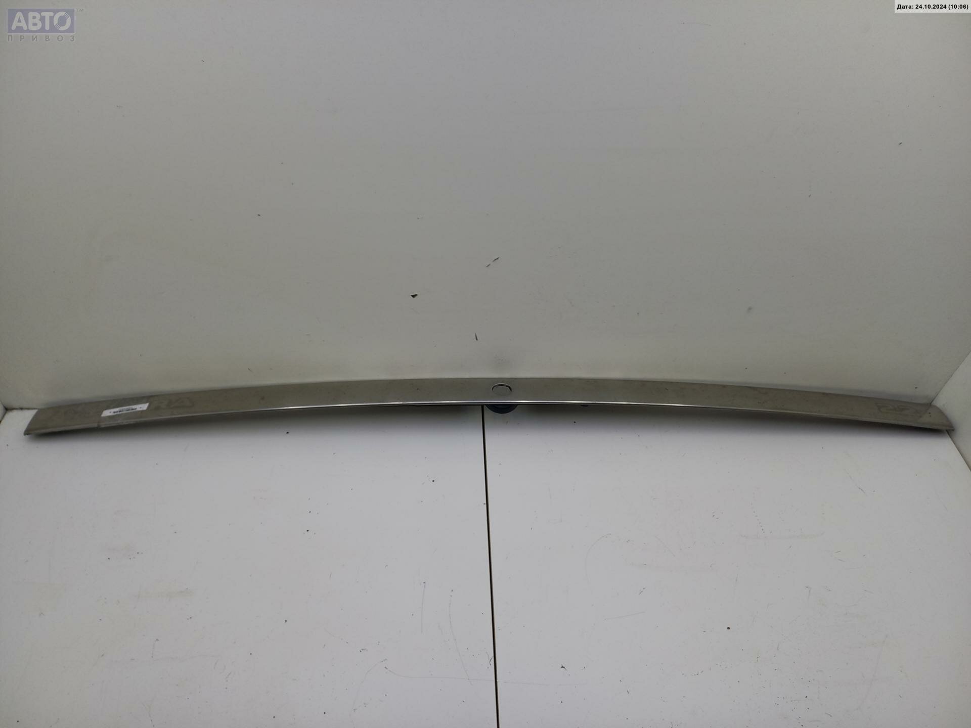 Накладка двери (крышки) багажника Opel Vectra C (2002-2008)