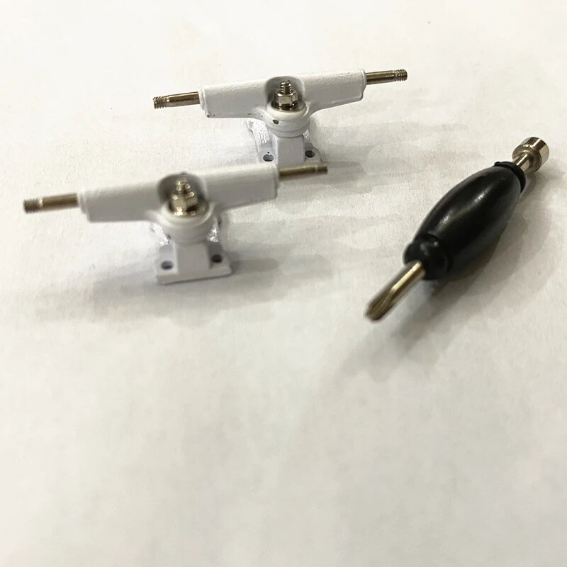 Алюминиевые грузовики для фингербордов 32 мм белый