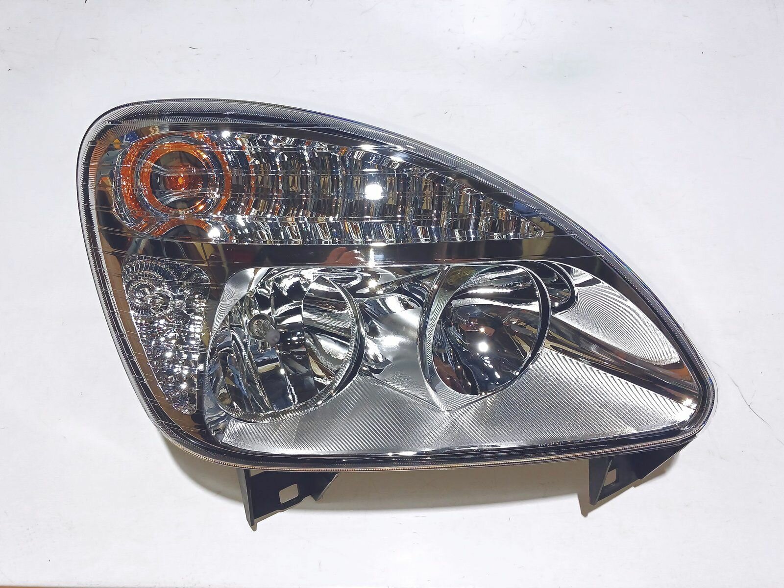 Фара ГАЗ 3302, 2217 и модиф. (рестайлинг) правая ГАЗ