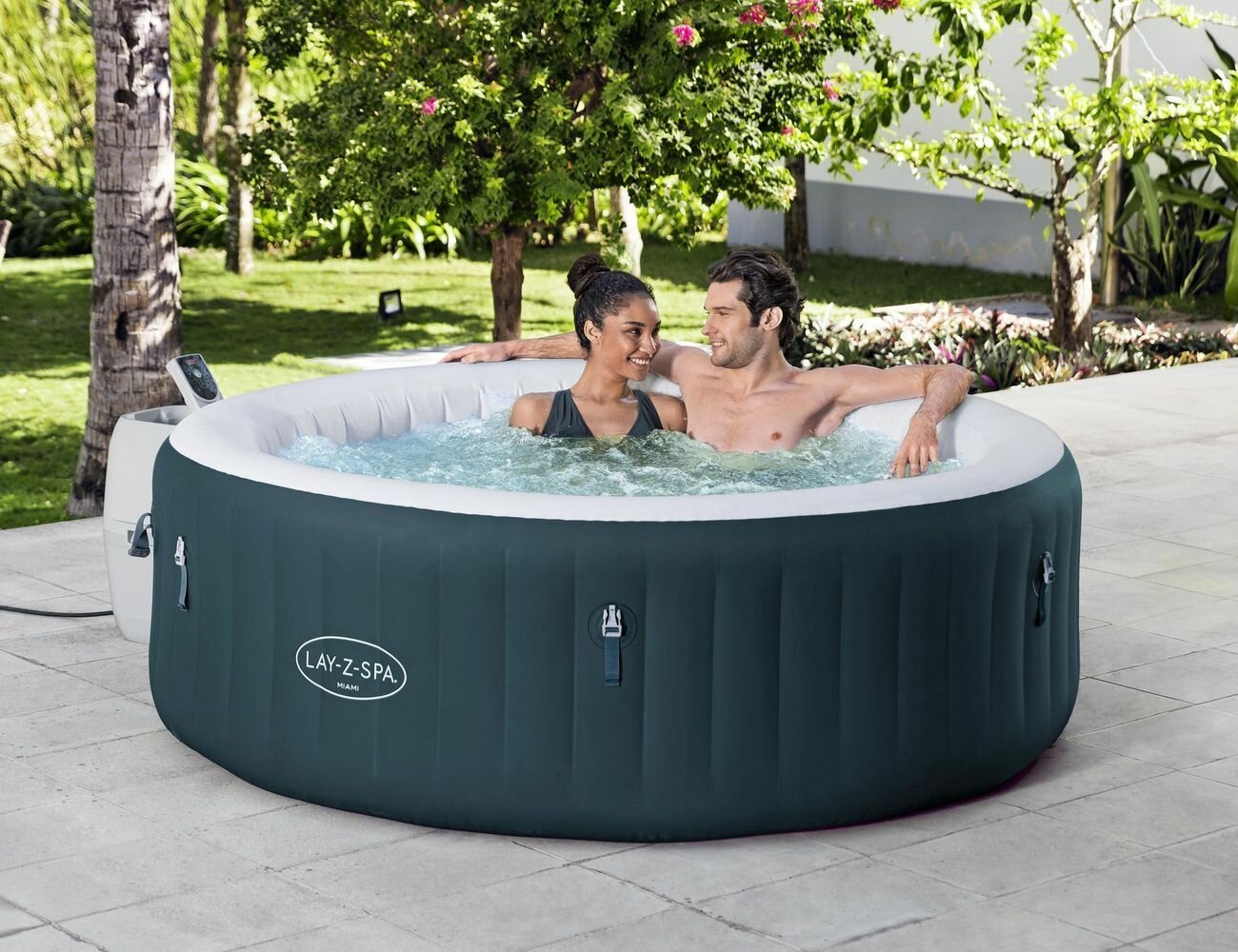 Надувной СПА бассейн Bestway LAY-Z-SPA Miami с аэромассажем, 196 x 66см, 6001D