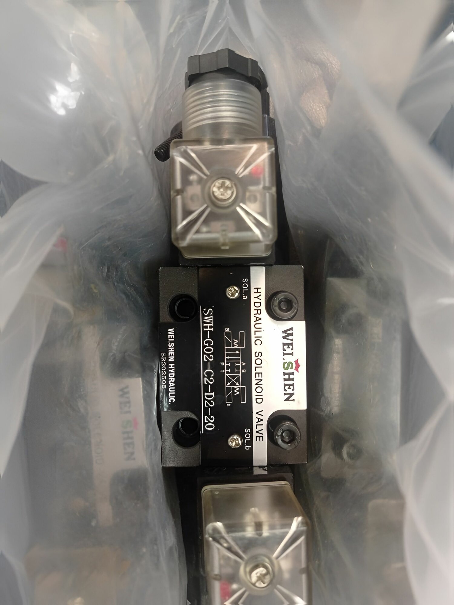 Клапан гидравлический с соленоидами и контактной группой WELSHEN SWH-GO2-C2-D2-20