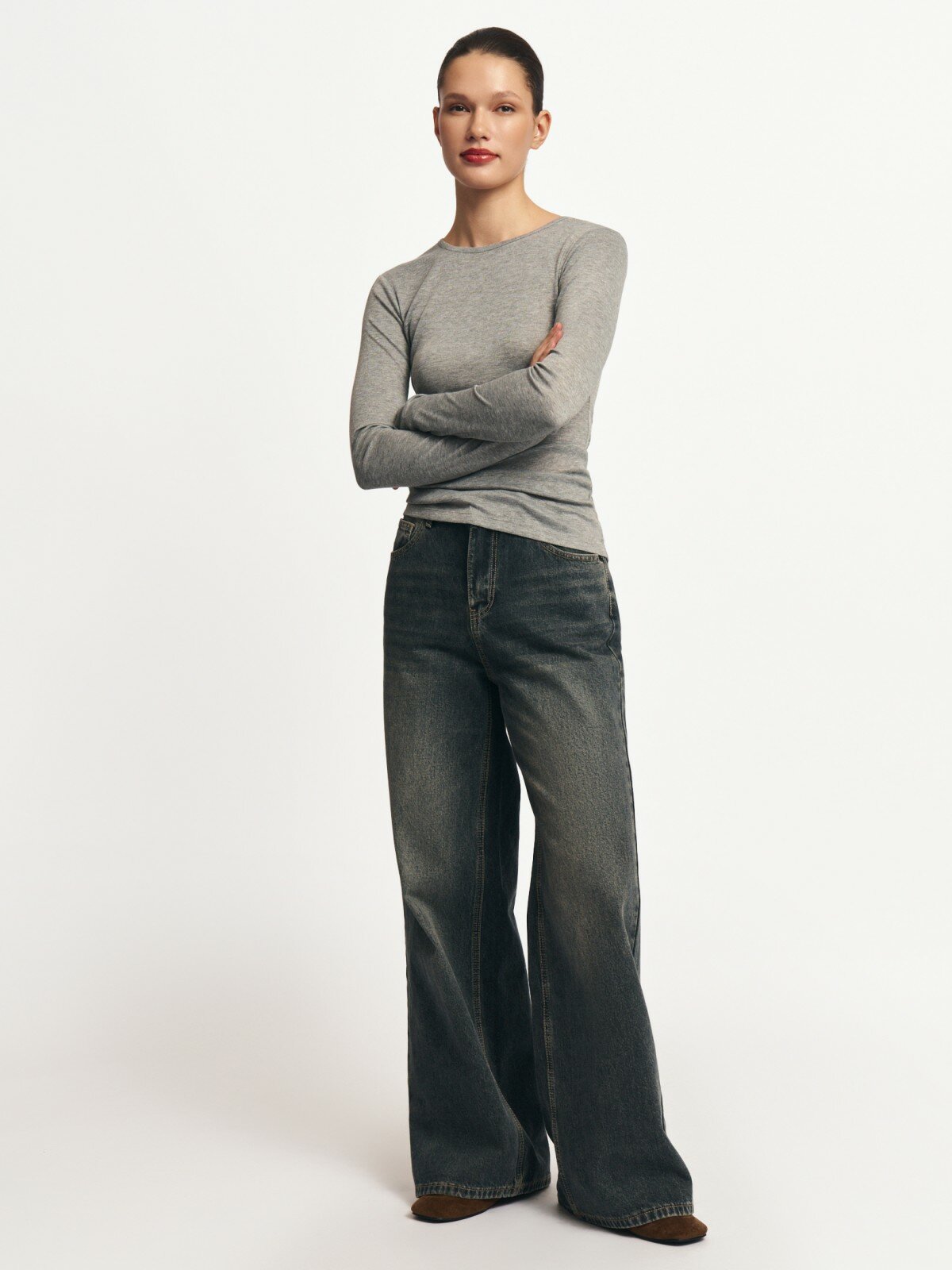 Джинсы широкие 