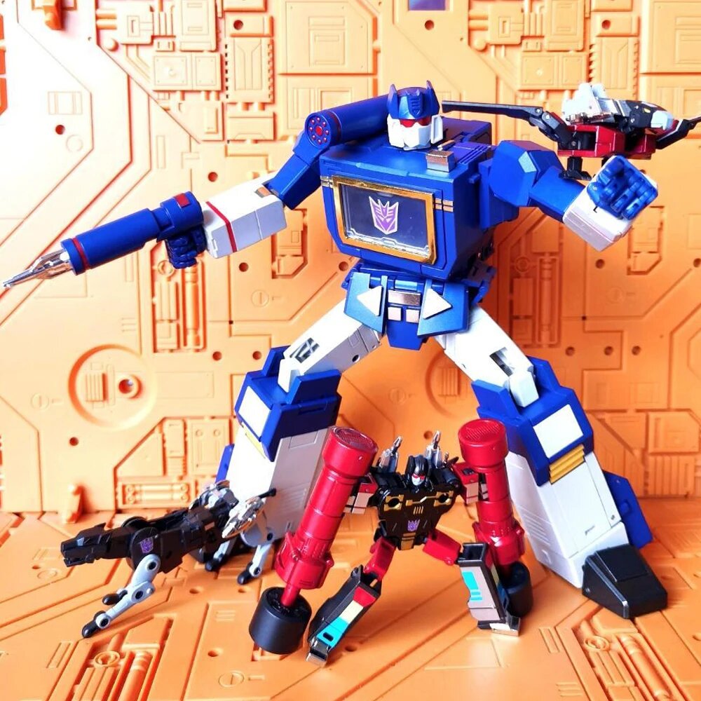 Трансформер Soundwave RP46 DZQ