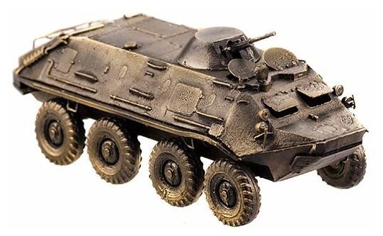 Модель бронетранспортёра БТР-60(1:72)
