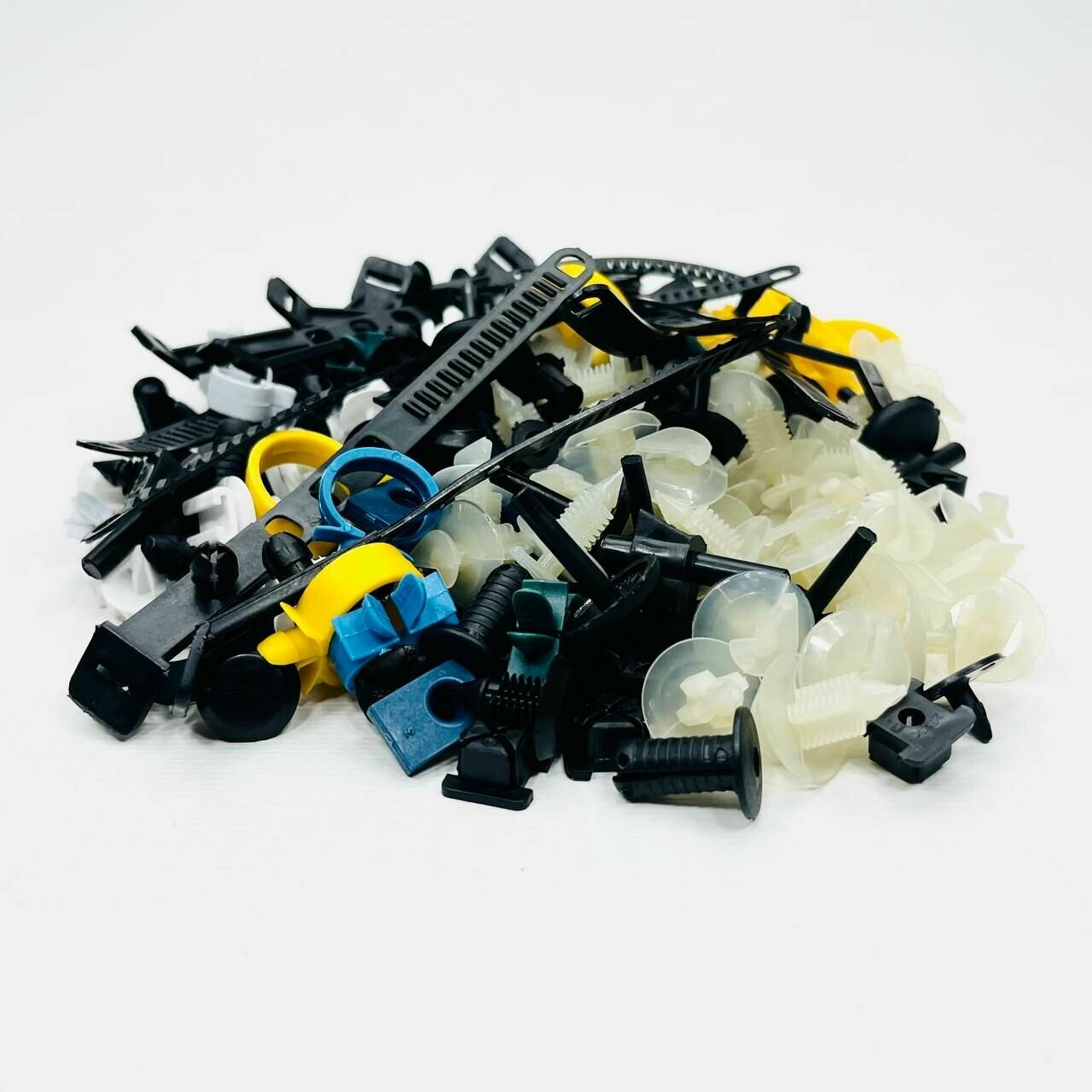 Набор клипс Lada Samara / ВАЗ 2113, 2114, 2115