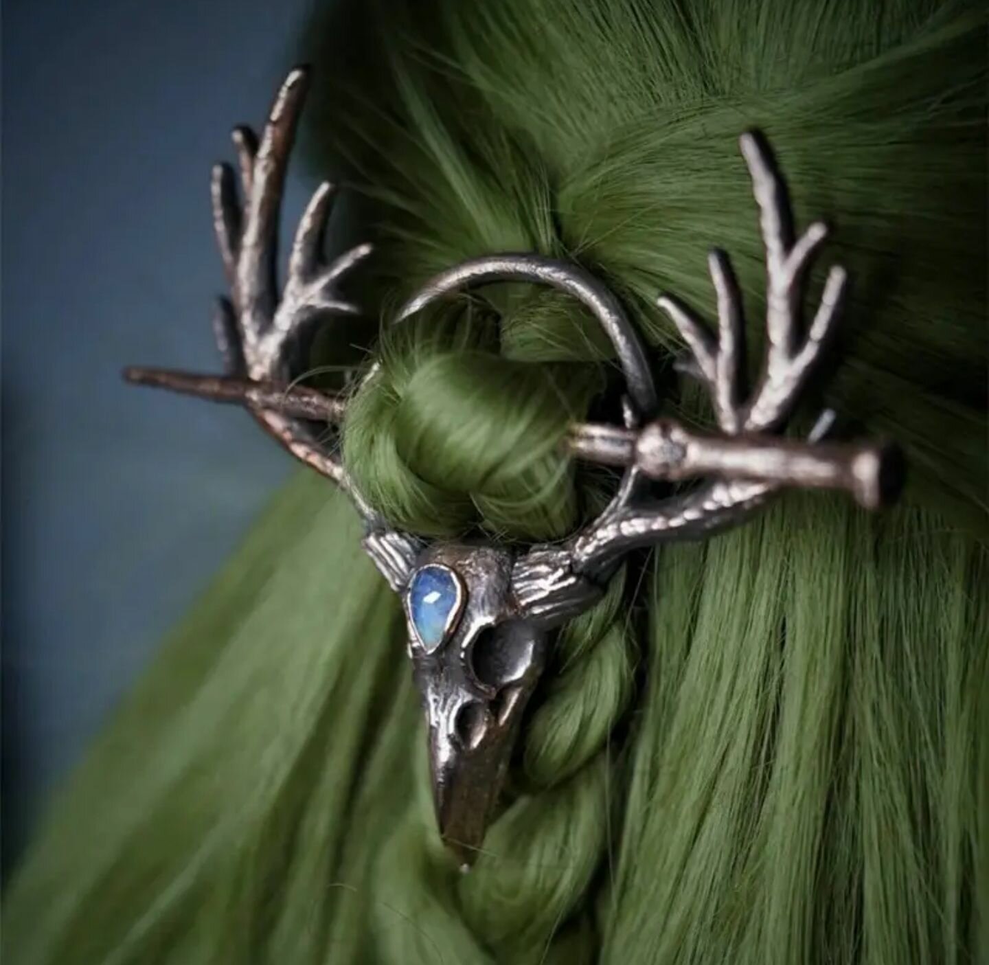 Заколка фибула для волос, дред и кос