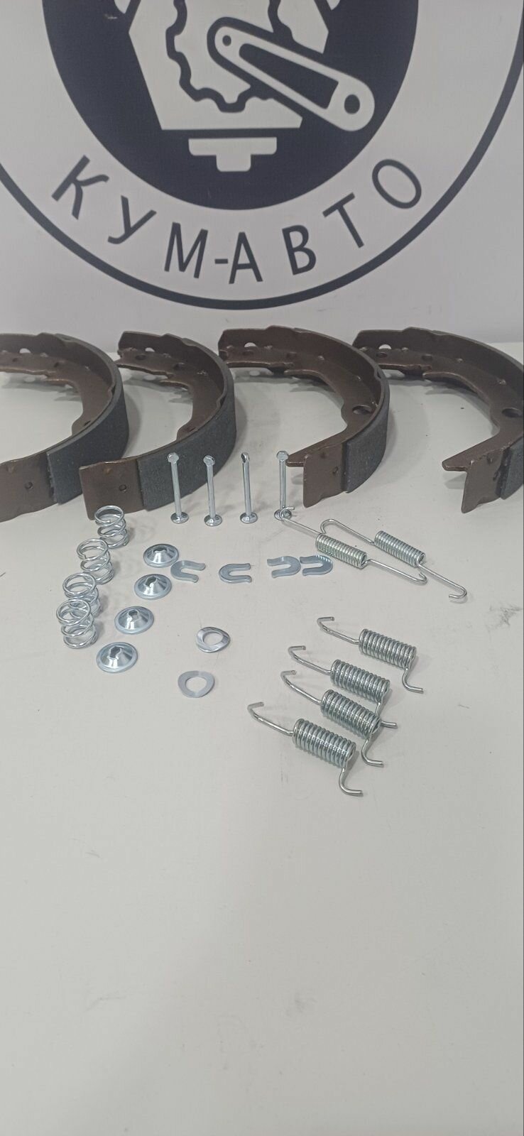 Колодки ручника с ремкомплектом лансер 9 Mitsubishi Lancer 9