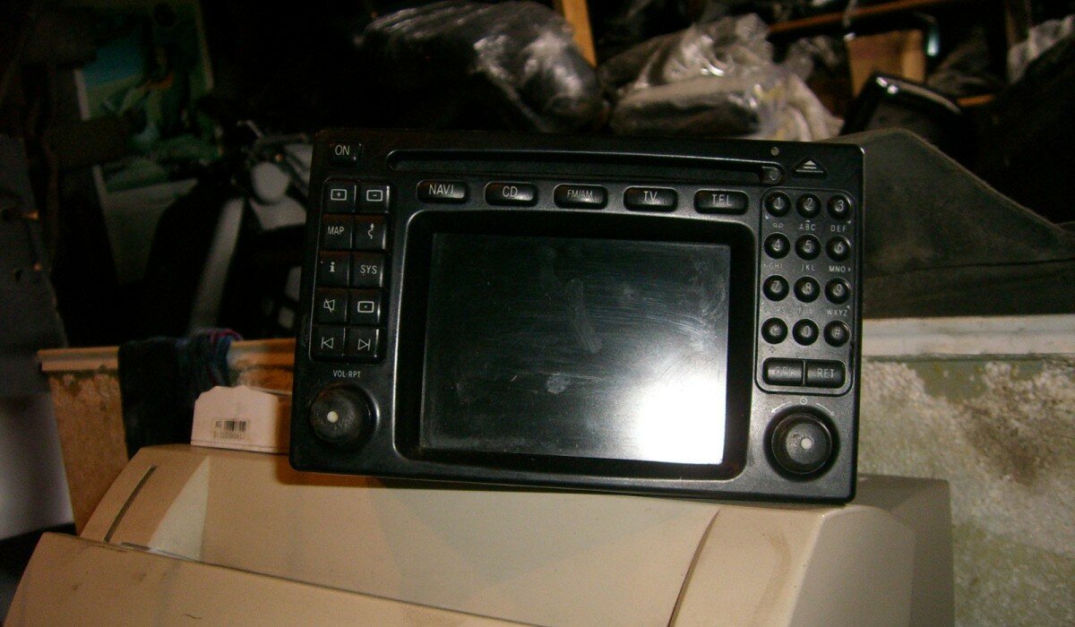 Магнитола W163 M-klasse (ML) Mercedes-Benz A1638203689