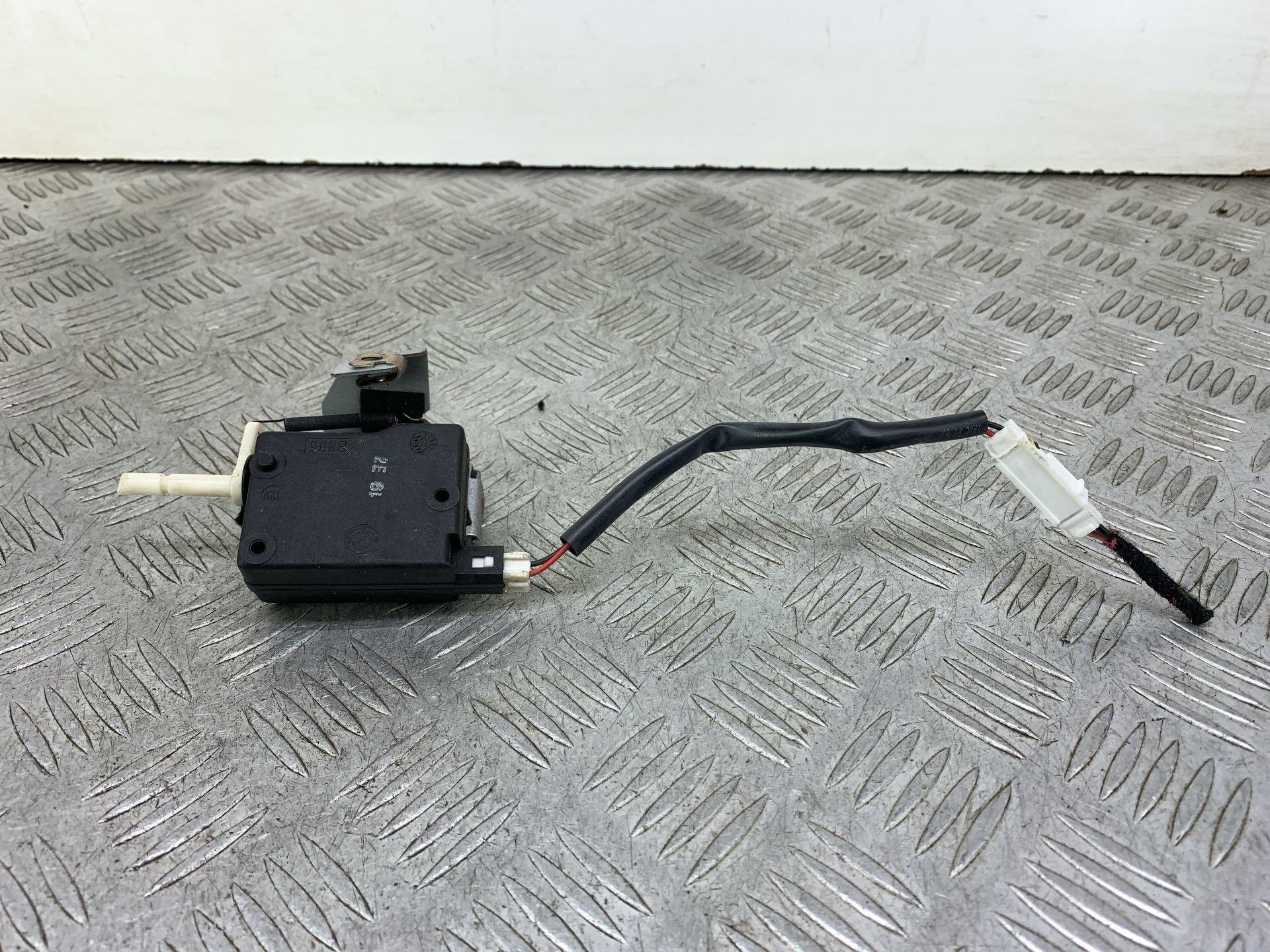 Бардачок Lancia Thesis 2005