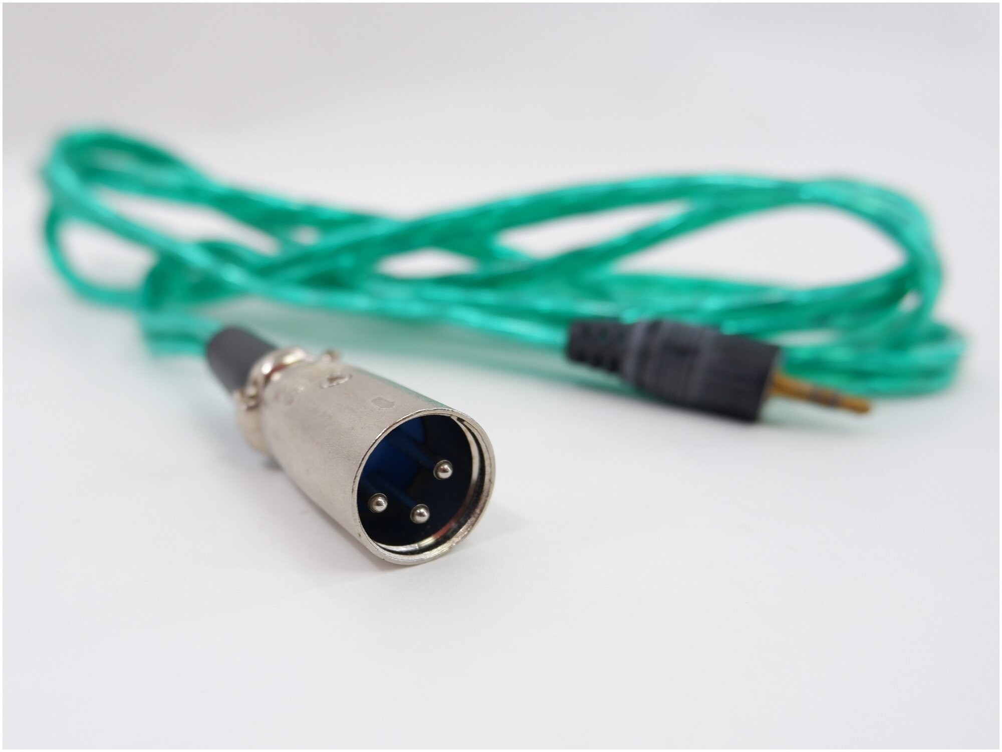 Кабель аудио XLR m на 3.5м m Premier 5-092 для микрофона, микшера, предварительного усилителя, звуковой карты 1.5 метра