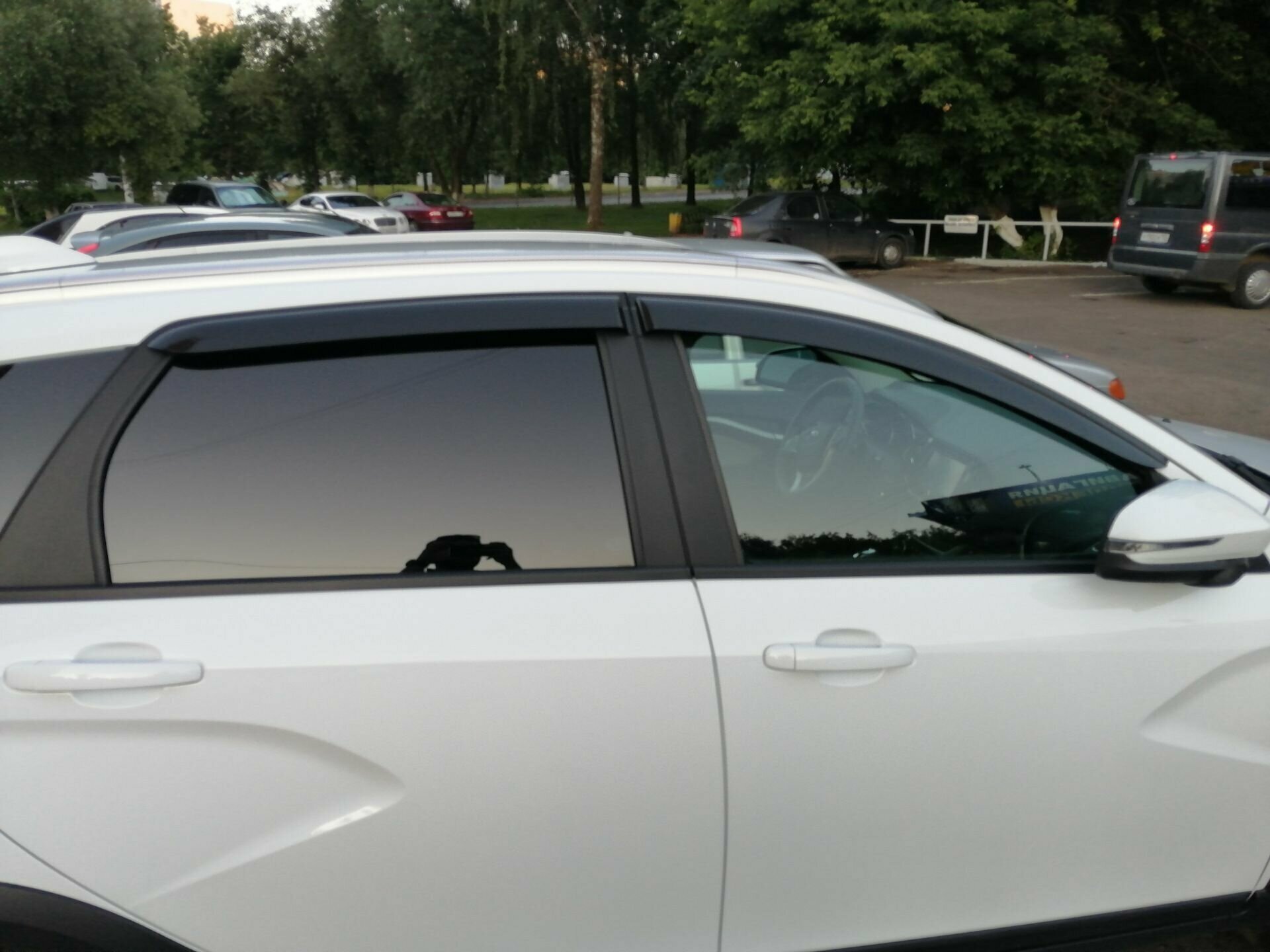 Дефлектор для окон Lada Vesta SW Cross