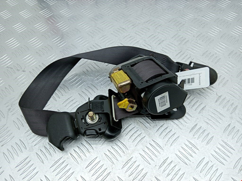 Ремень безопасности передний правый Hyundai Matrix 8888517200 арт. 1777105