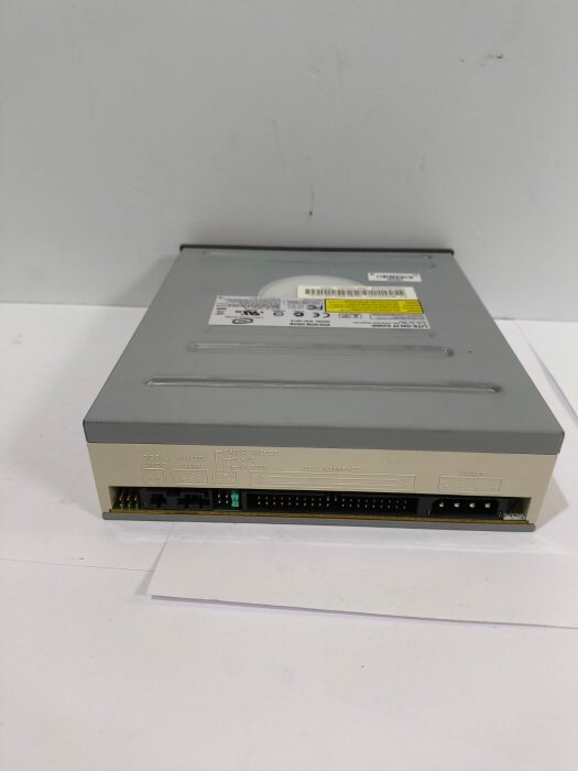 Читающий привод DVD ROM LITE-ON SHD-16P1S/SOHD-16P9SV/LH-16D1P IDE черный