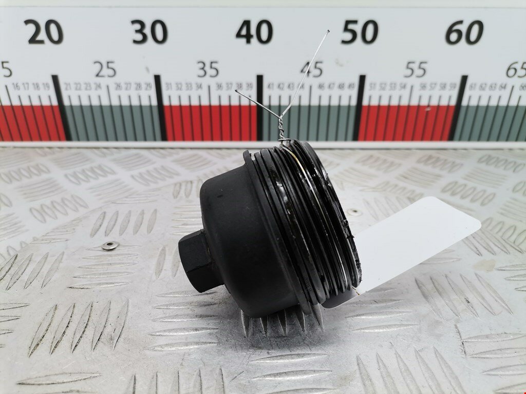 Крышка масляного фильтра Opel Corsa D 55593189 арт. 1983744