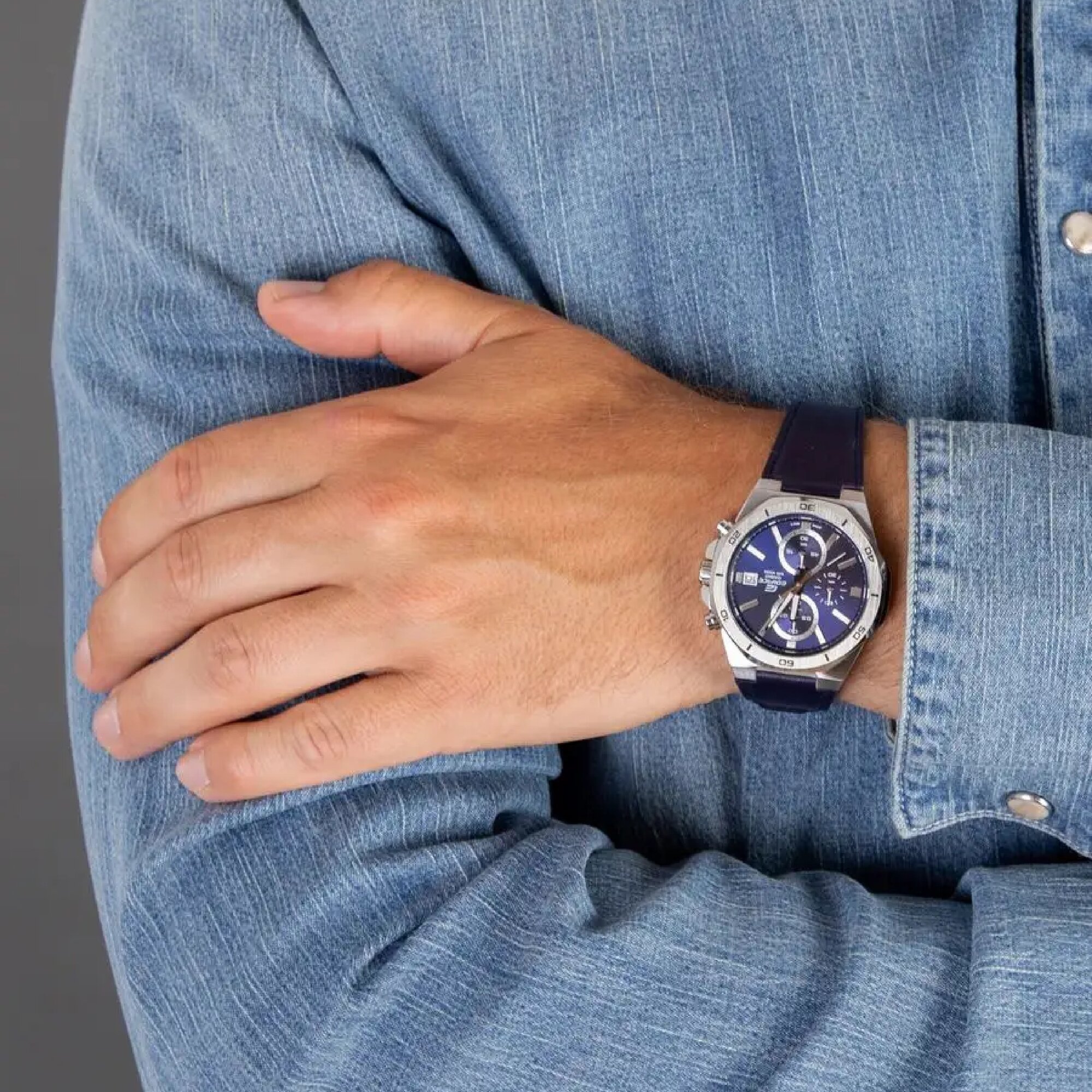 Наручные часы CASIO Edifice, синий/серебристый — фото 1
