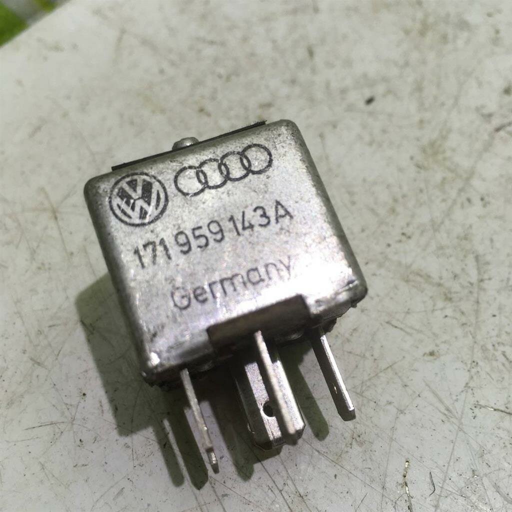 Реле VW Golf 2 Jetta 2 83-92