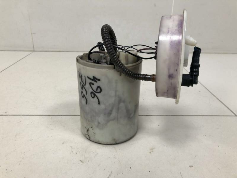 Насос топливный электрический Volkswagen Polo Sed RUS 2011 кат.номер: 6RU919051