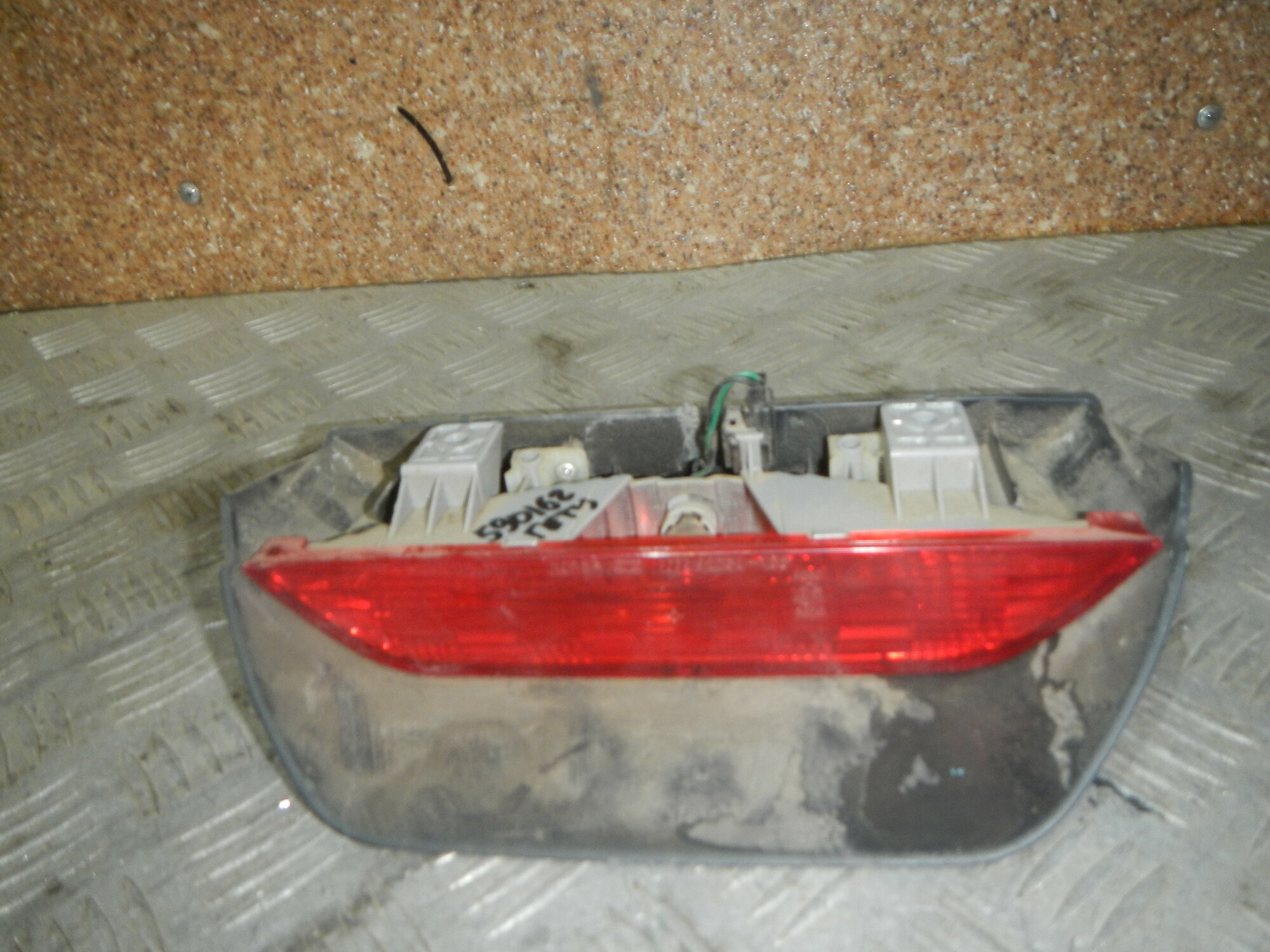 Б/У Фонарь задний (стоп сигнал), Hyundai (Хендэ)-GETZ 2 (05-11) HYUNDAI GETZ 2 (05-11) С накладкой. Потертости. 590162 Hy...