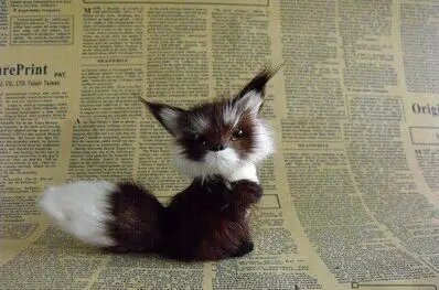 Фигурки лисы из пластика и меха XFFox