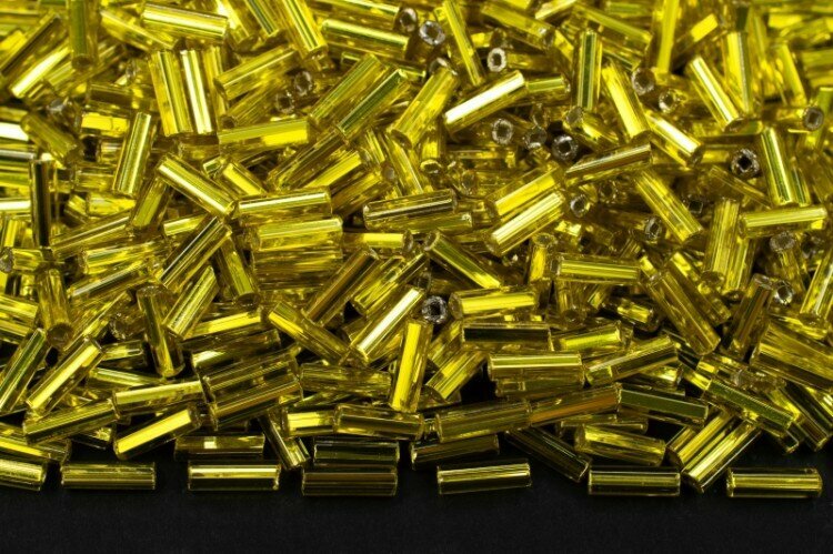 Бисер чешский PRECIOSA стеклярус 87010 7мм желтый, серебряная линия внутри, 50г