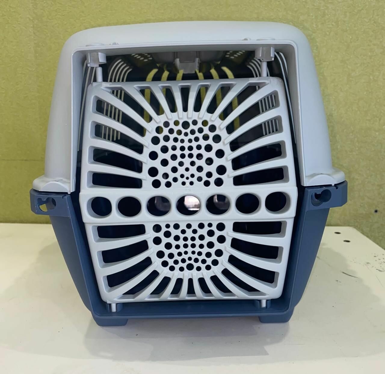 Переноска PRATIKO для кошек и собак