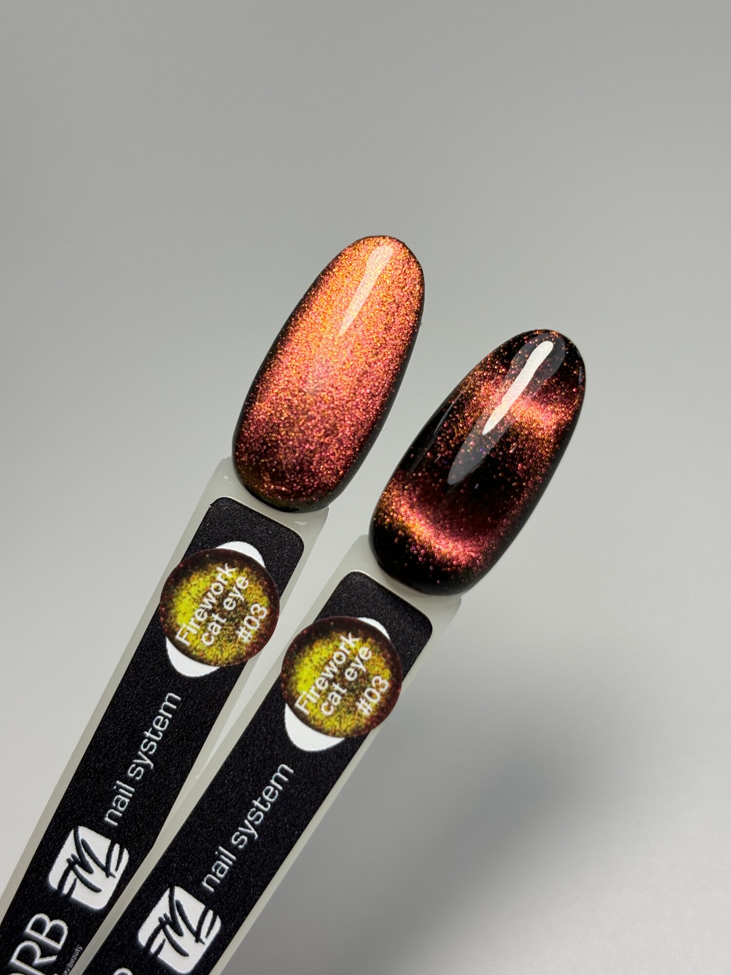 Двухцветный кошачий глаз Fireworks 9D QRB nail system, №3