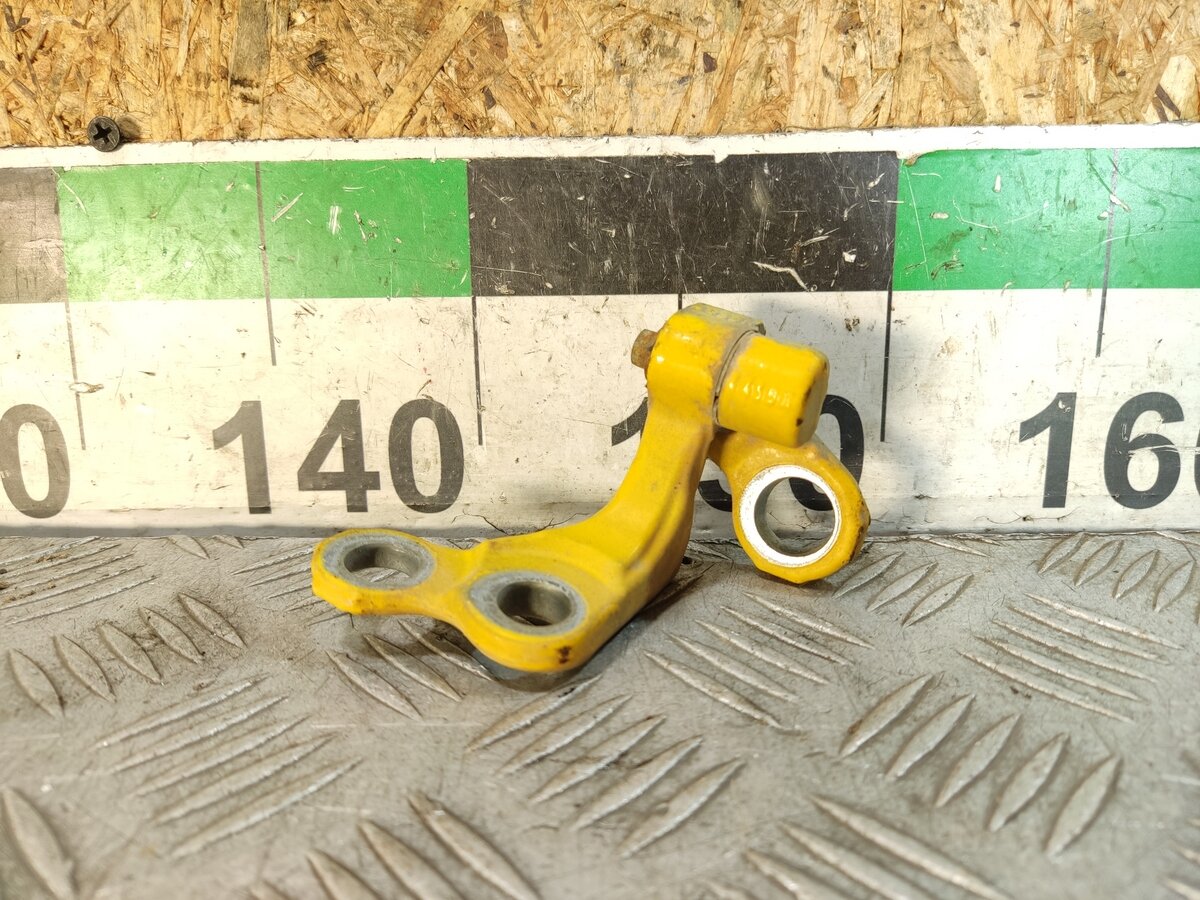 Петля двери задней правой верхняя FORD Focus 2005-2008 5012215