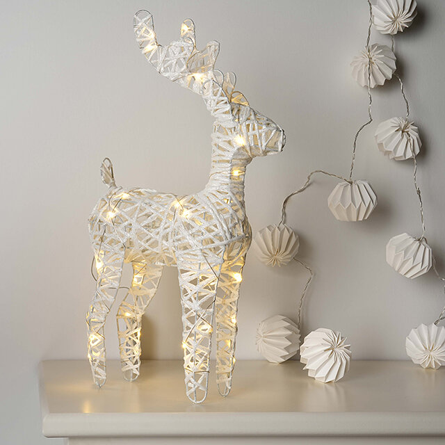 Светодиодная фигура Олень Эмануэле 37 см белый, 40 теплых белых LED ламп, на батарейках, IP20, Koopman, AMZ100470