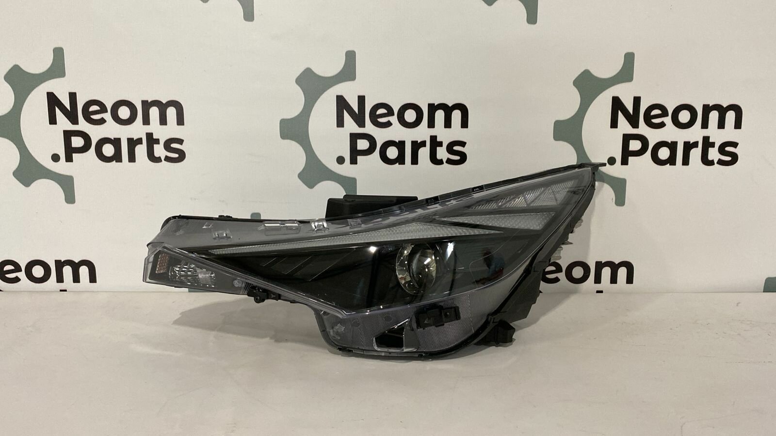 Фара левая Led Hyundai Elantra 7 CN7 20-23