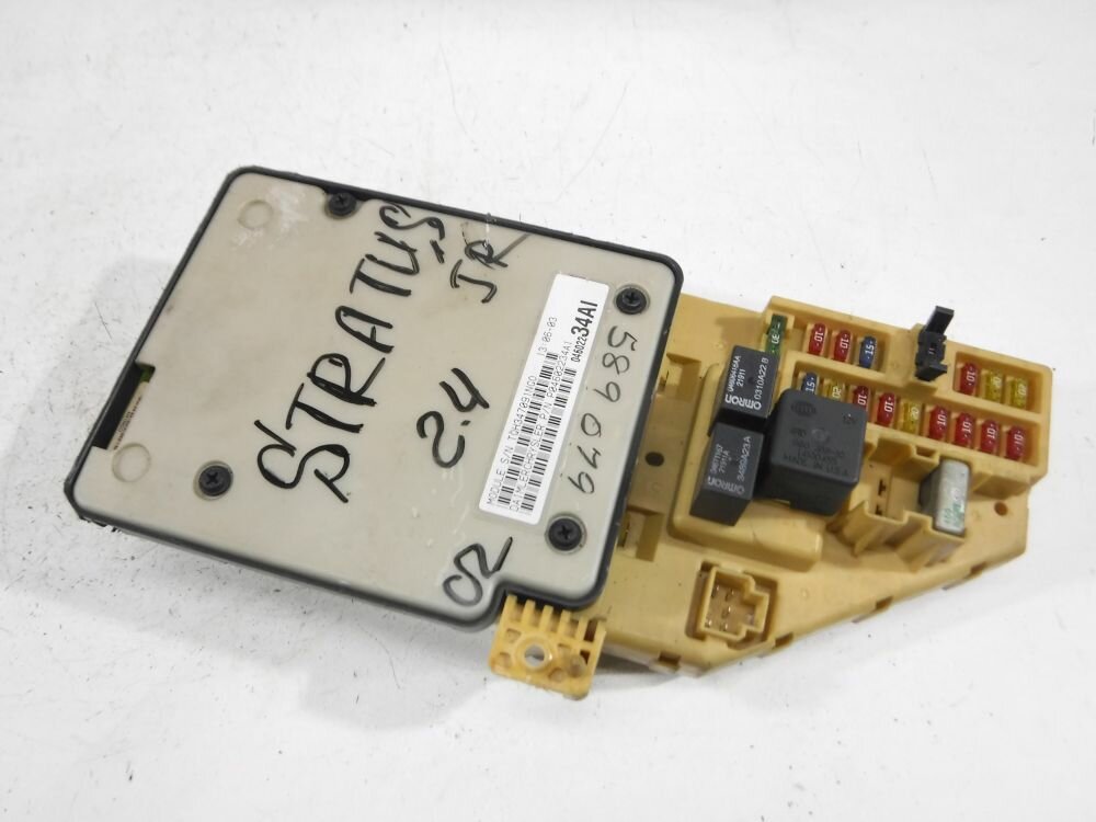 Блок предохранителей Dоdgе Strаtus II 04602234AI